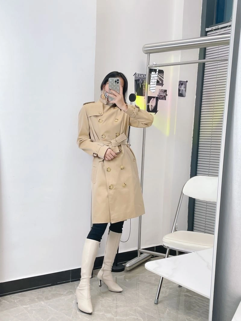 Brand-original Burberry Outwear