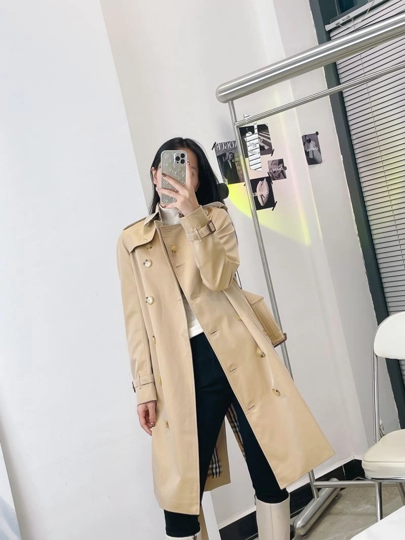 Brand-original Burberry Outwear