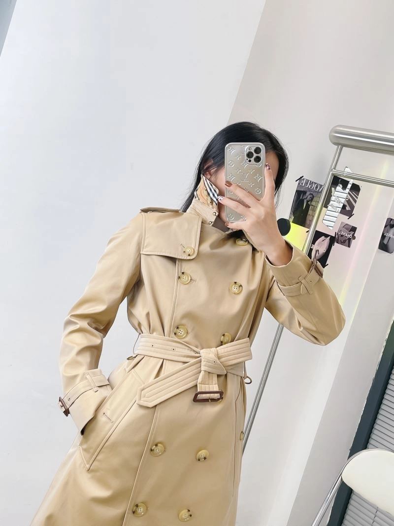 Brand-original Burberry Outwear