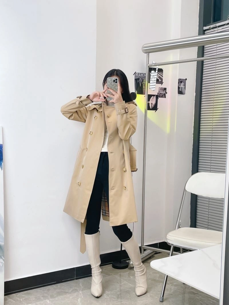 Brand-original Burberry Outwear