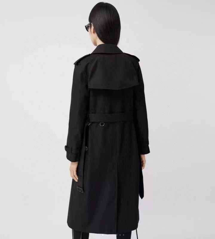 Bargain Burberry Outwear