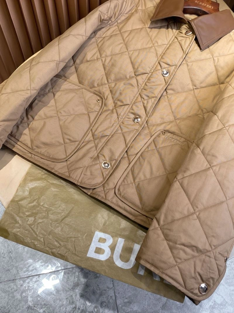 Low-cost Burberry Outwear
