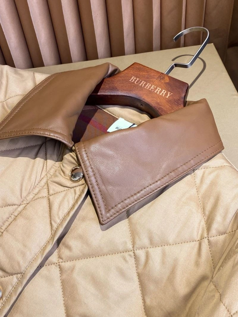 Low-cost Burberry Outwear
