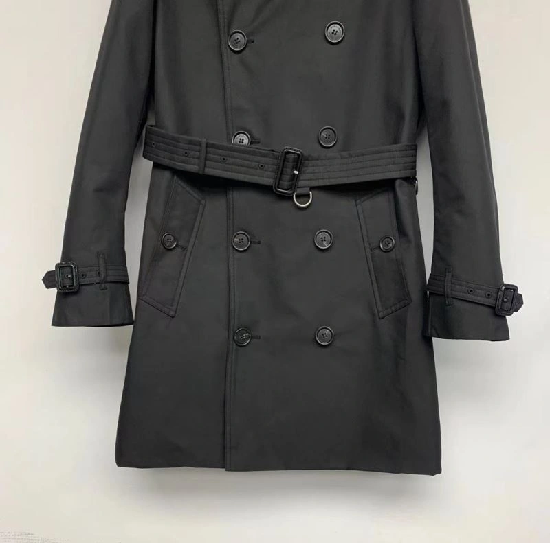 Low-cost Burberry Outwear