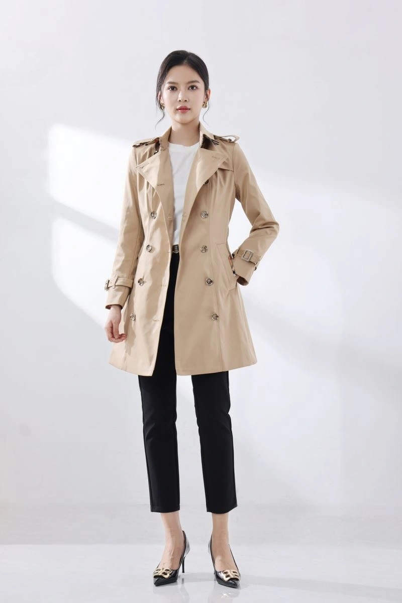 Discounted Burberry Outwear