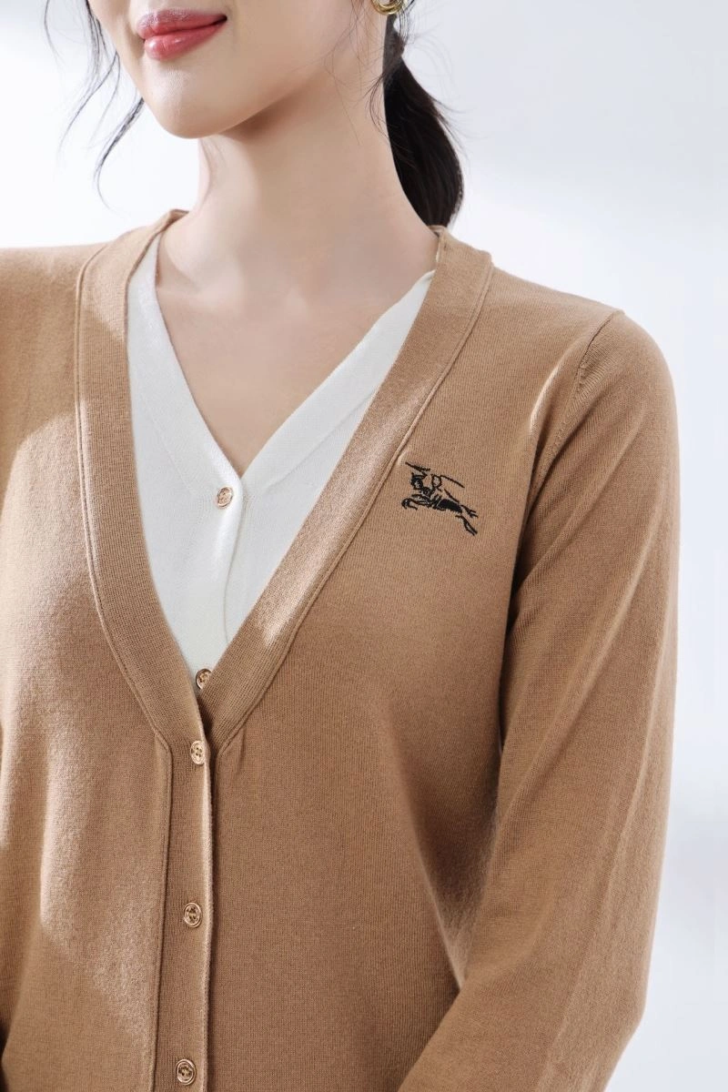 Bargain Burberry Outwear