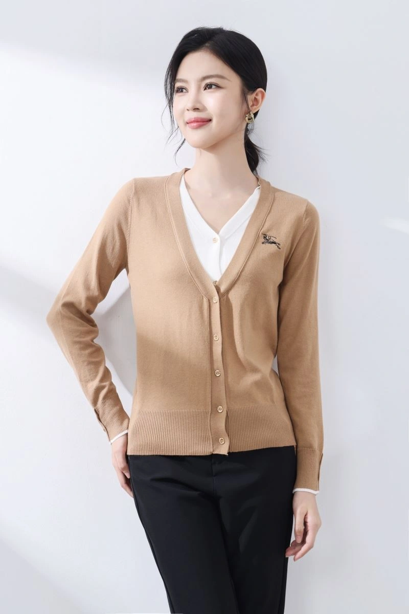Bargain Burberry Outwear