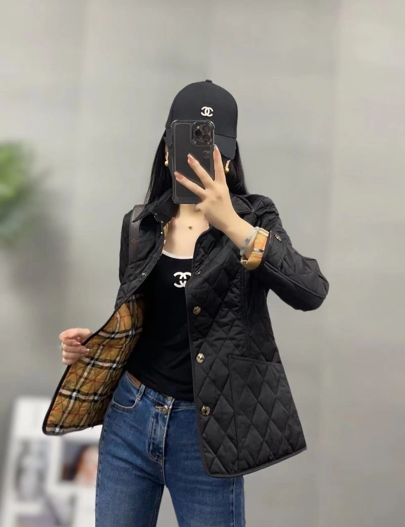 Low-cost Burberry Outwear