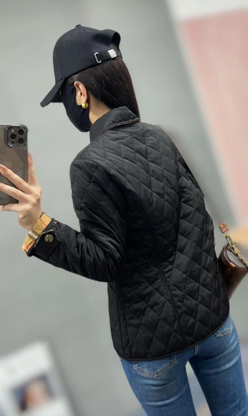 Low-cost Burberry Outwear