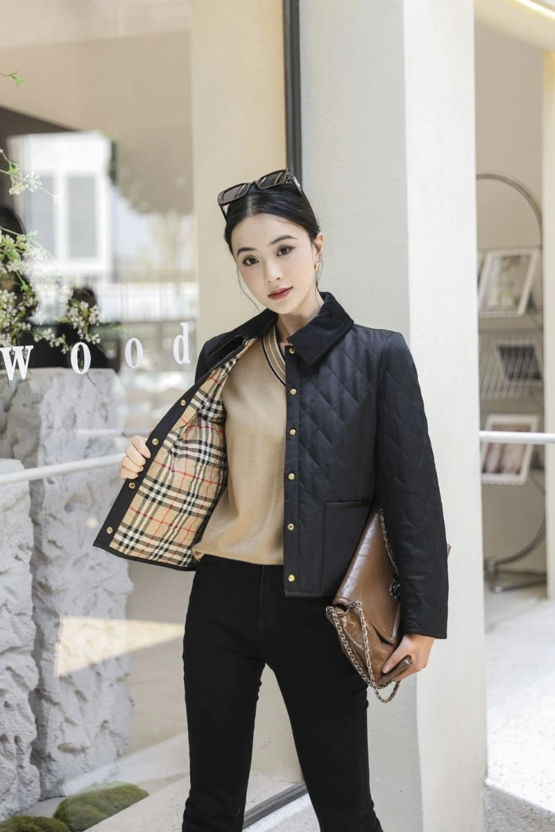 Top match Burberry Outwear
