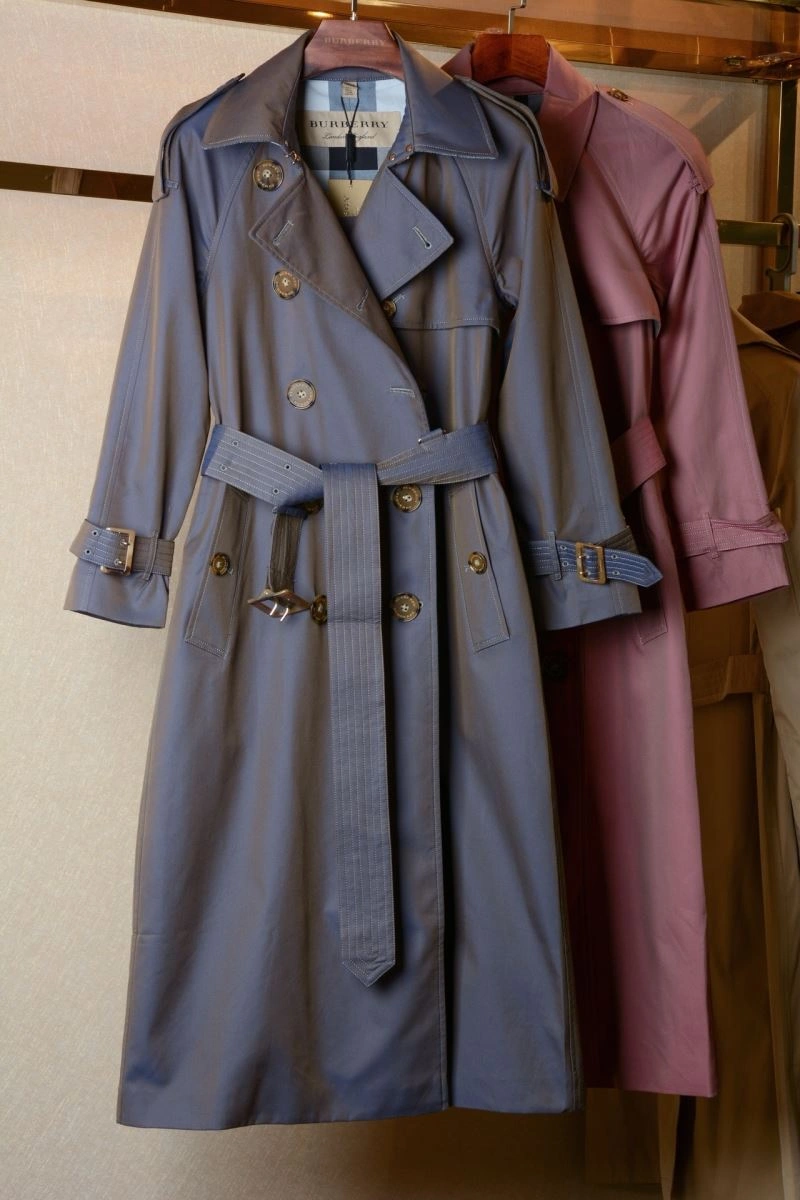 Official Burberry Outwear