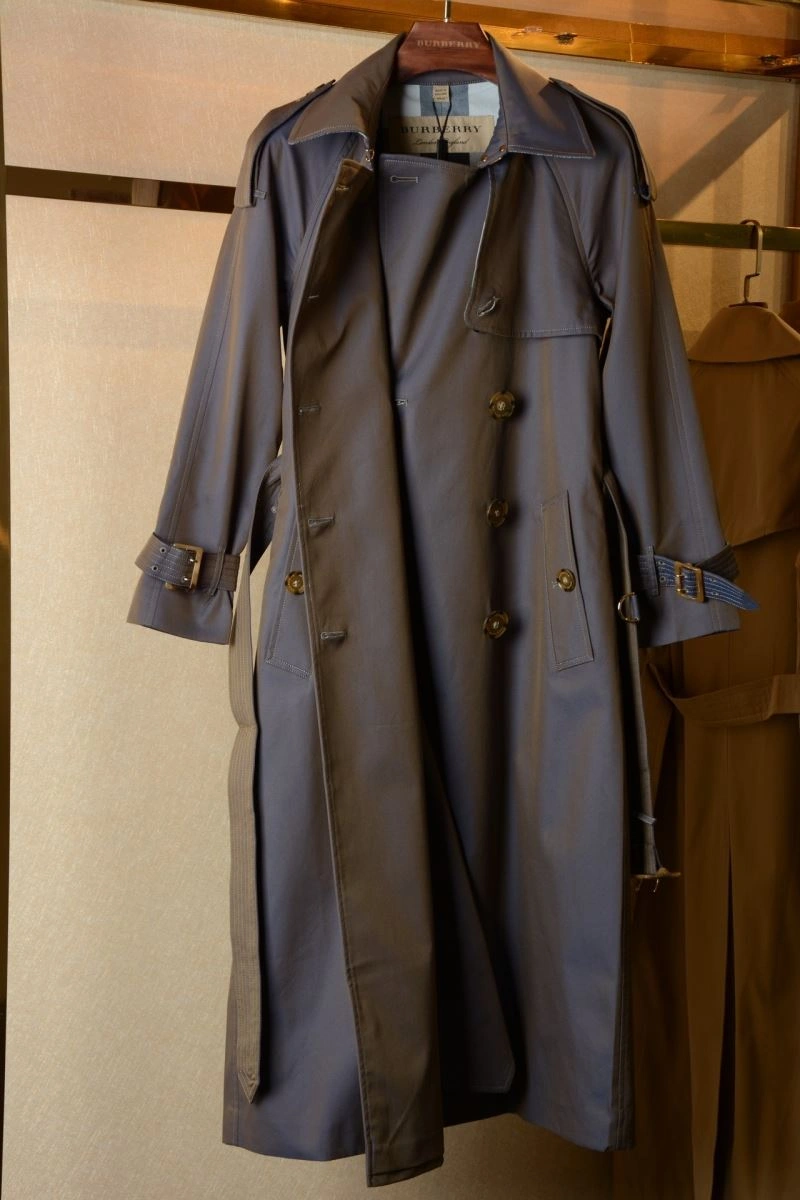 Official Burberry Outwear