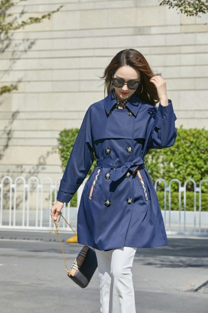 Bargain Burberry Outwear