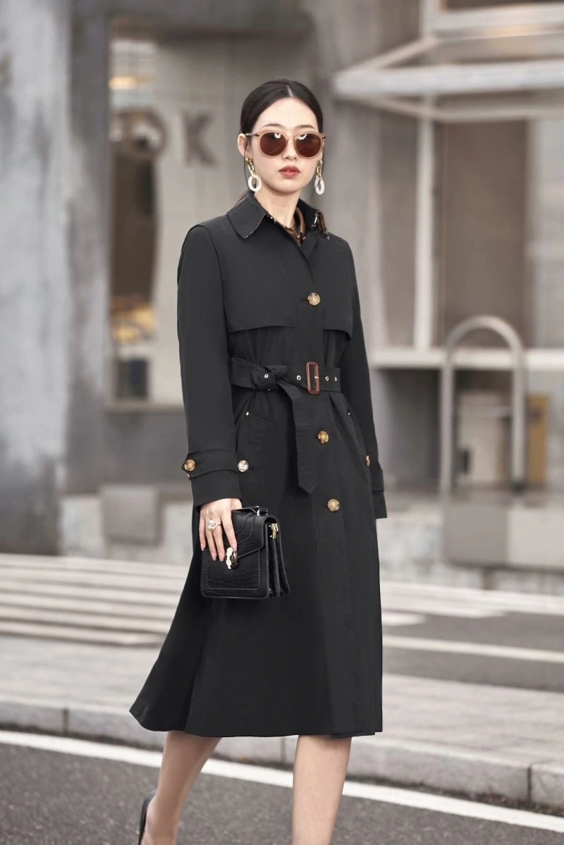 Discounted Burberry Outwear