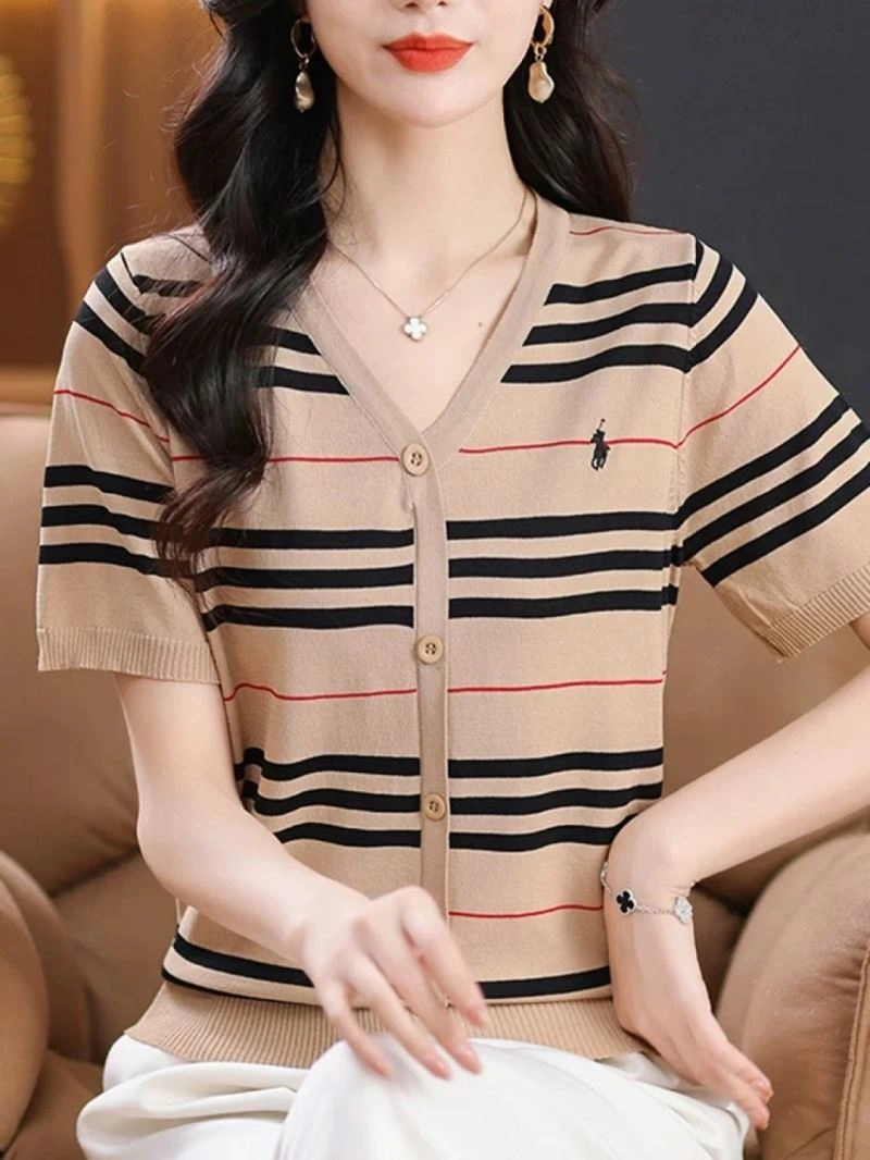 Top match Burberry Outwear