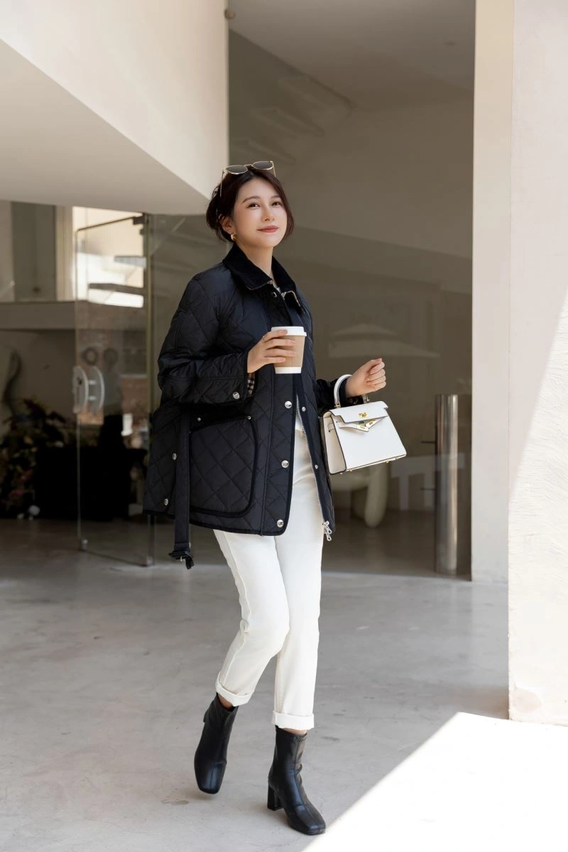 Legit Burberry Outwear