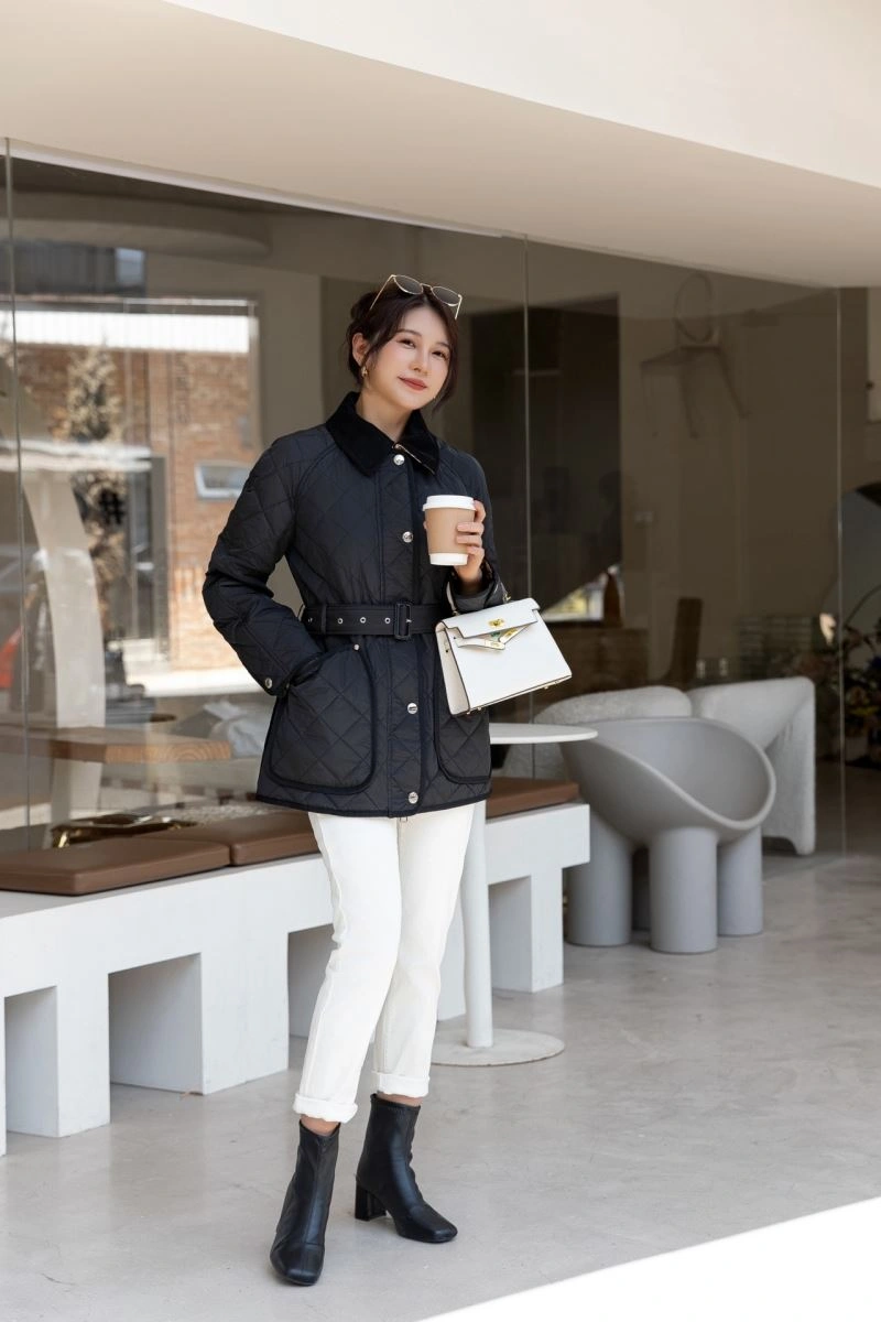 Legit Burberry Outwear