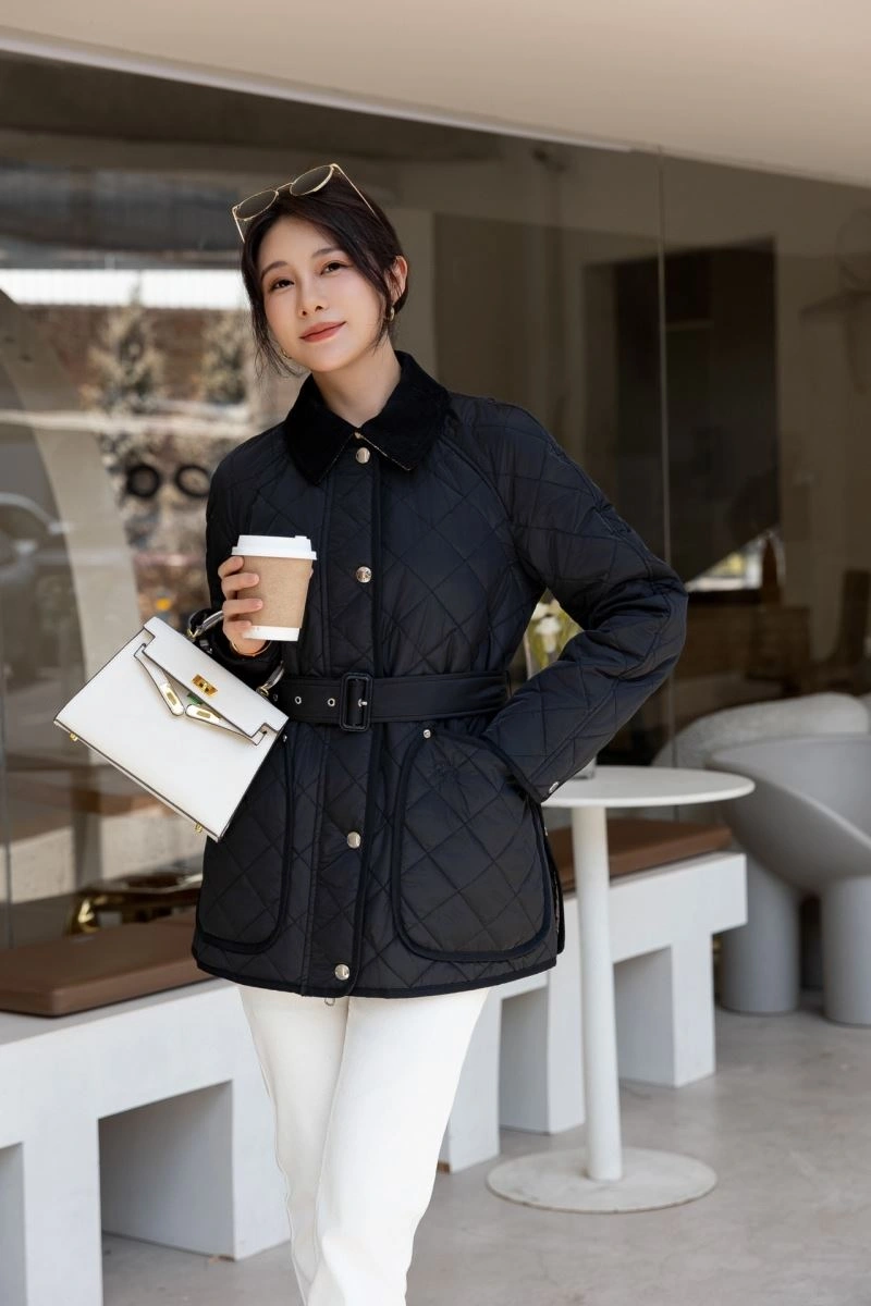 Legit Burberry Outwear
