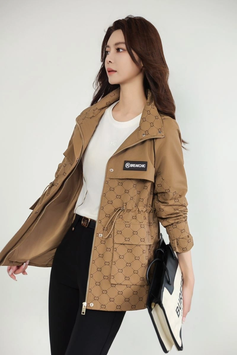Bargain Burberry Outwear