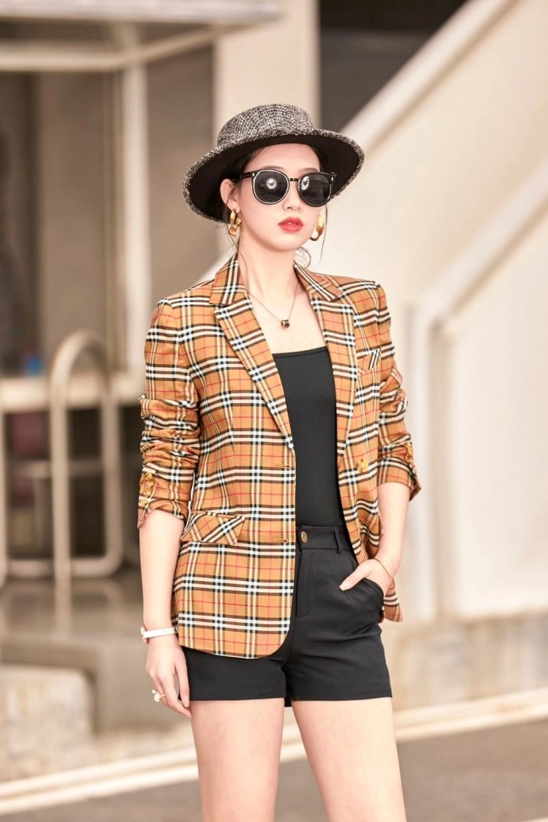 Budget-friendly Burberry Outwear