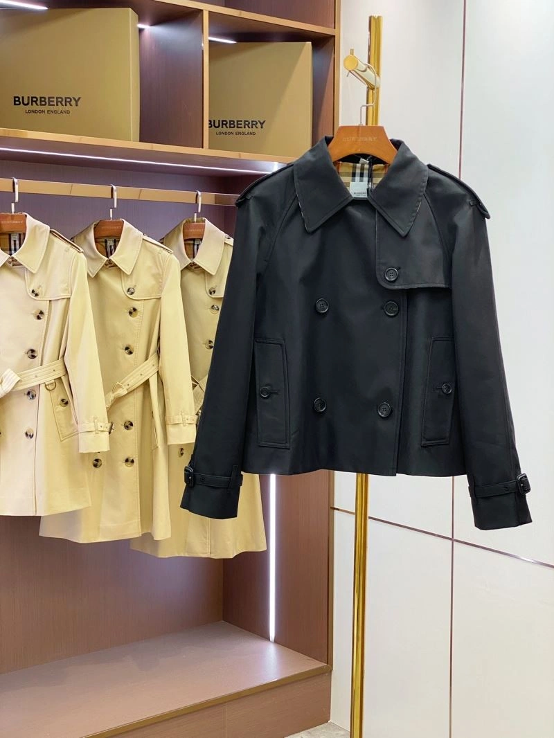 Low-cost Burberry Outwear