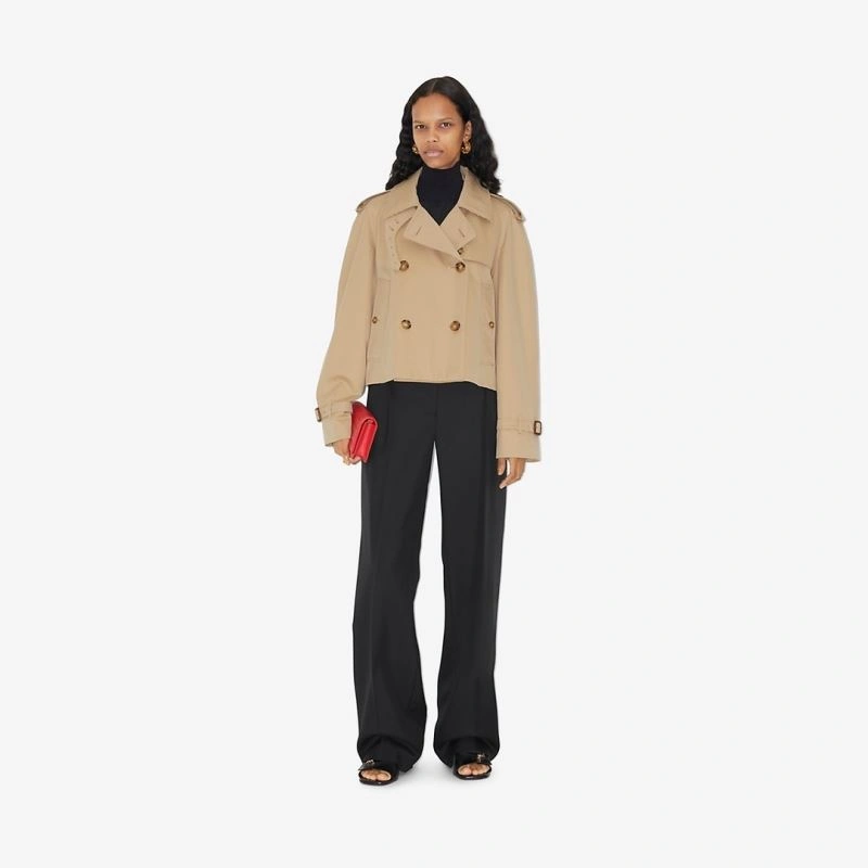 Low-cost Burberry Outwear