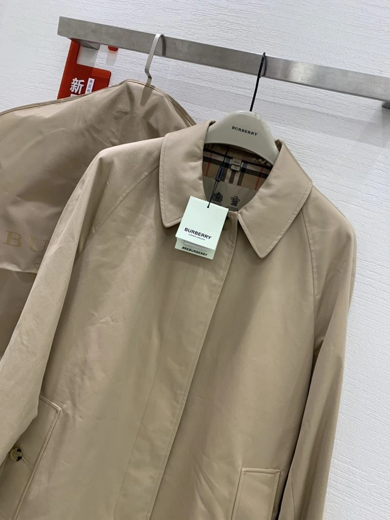 Accurate model Burberry Outwear