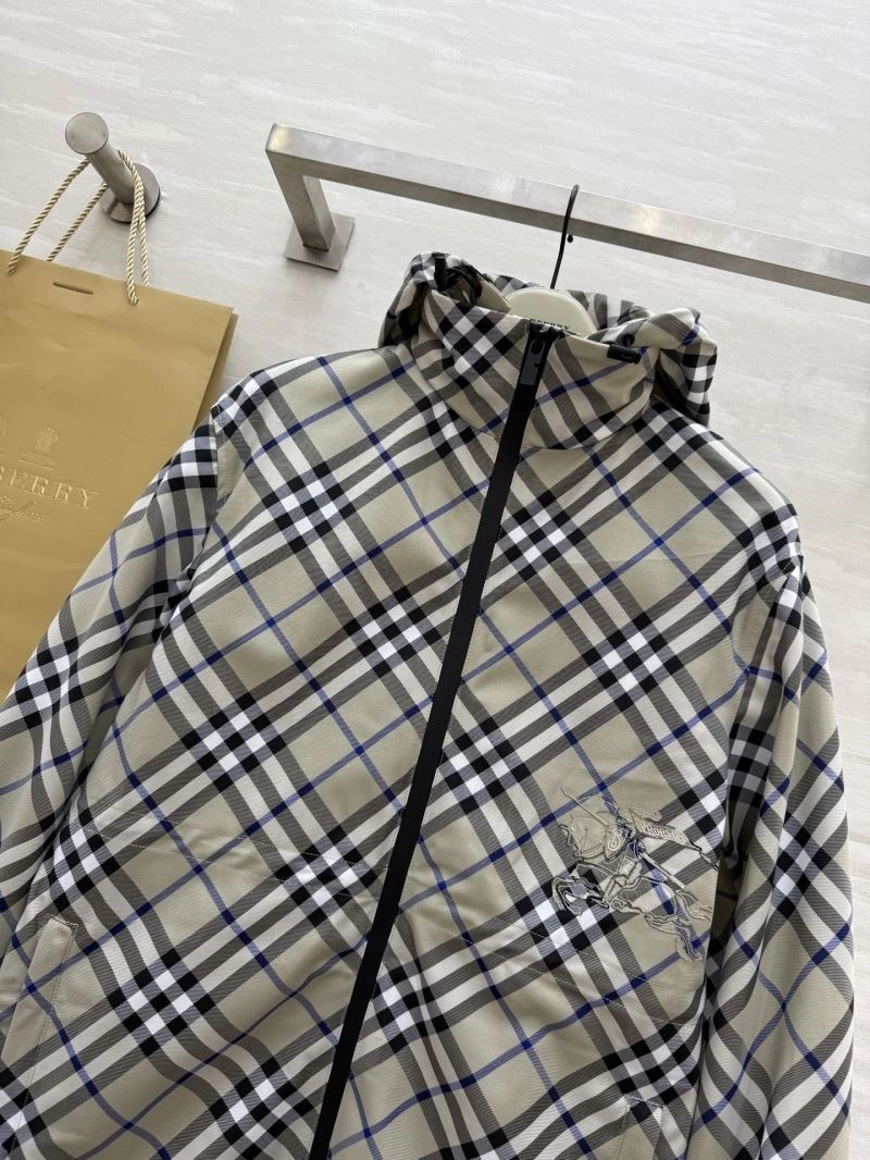 Accurate model Burberry Outwear