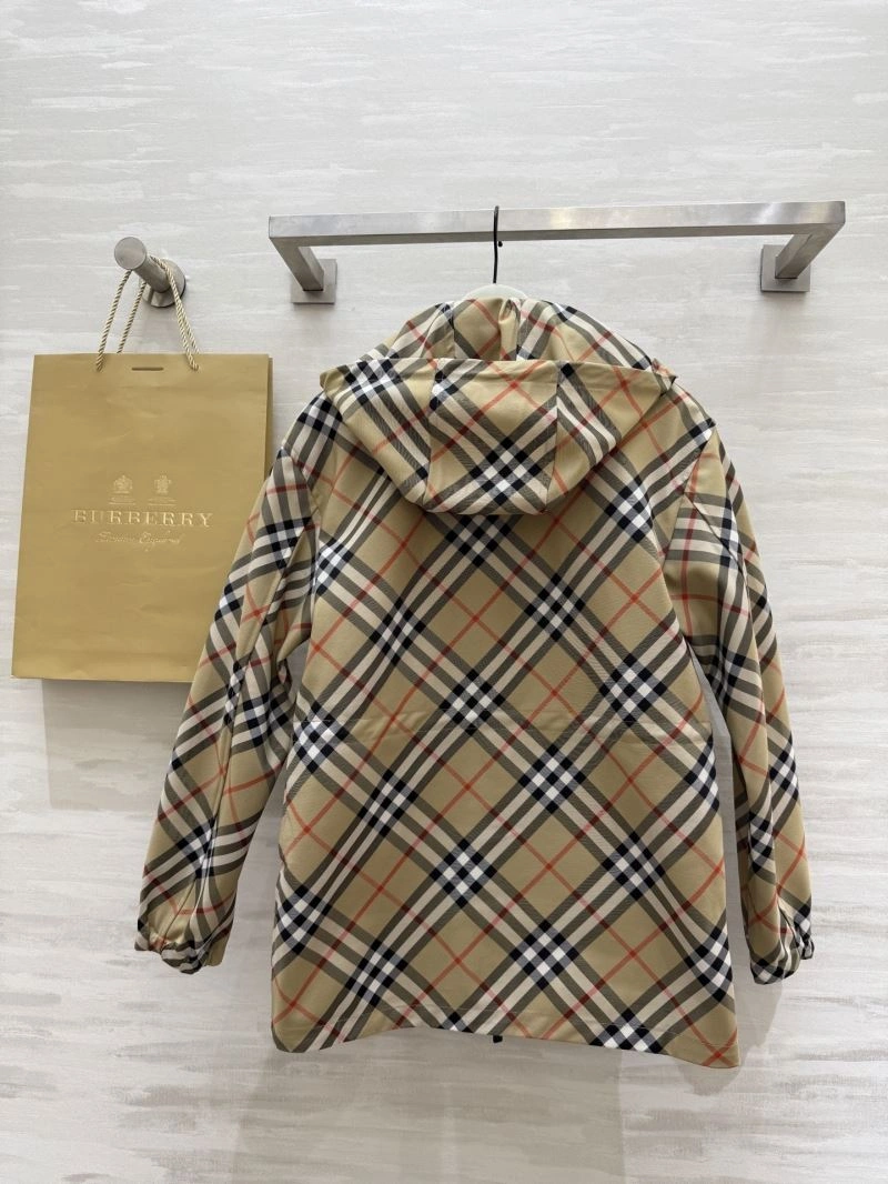 High accuracy Burberry Outwear