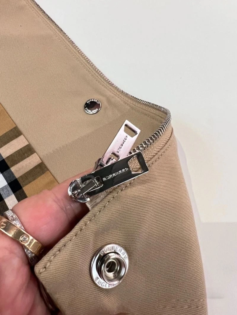 Inexpensive Burberry Outwear
