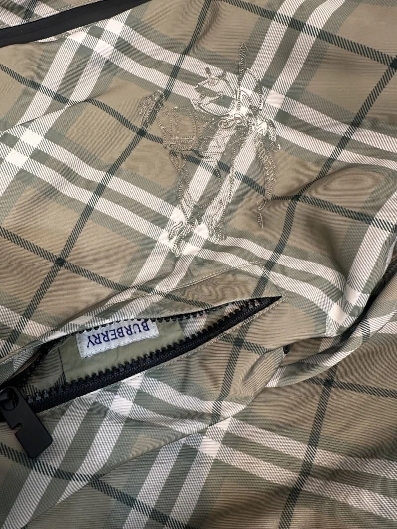 Top mirror Burberry Outwear