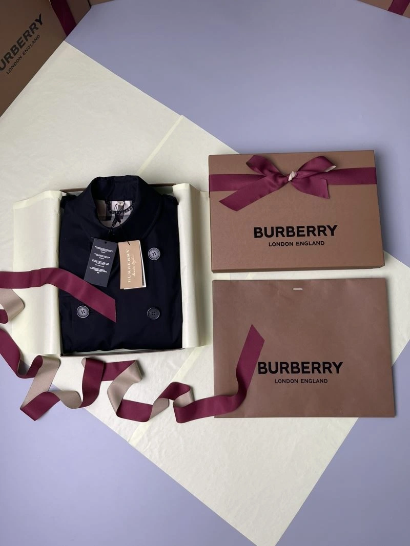 Official Burberry Outwear