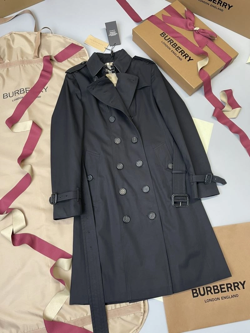 Official Burberry Outwear