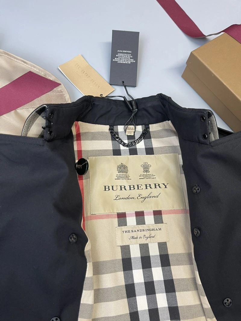 Official Burberry Outwear