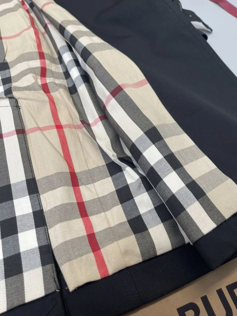 Official Burberry Outwear
