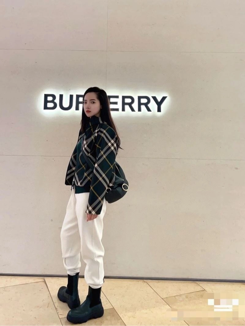 Original Burberry Outwear