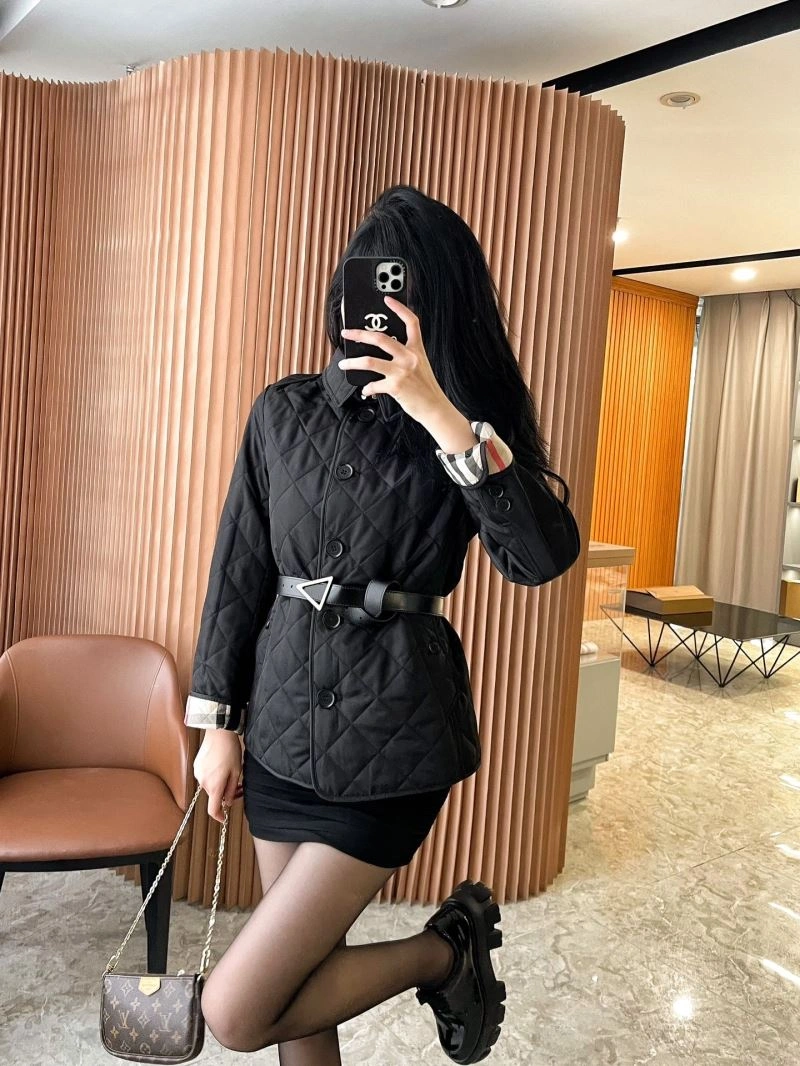 Discounted Burberry Outwear