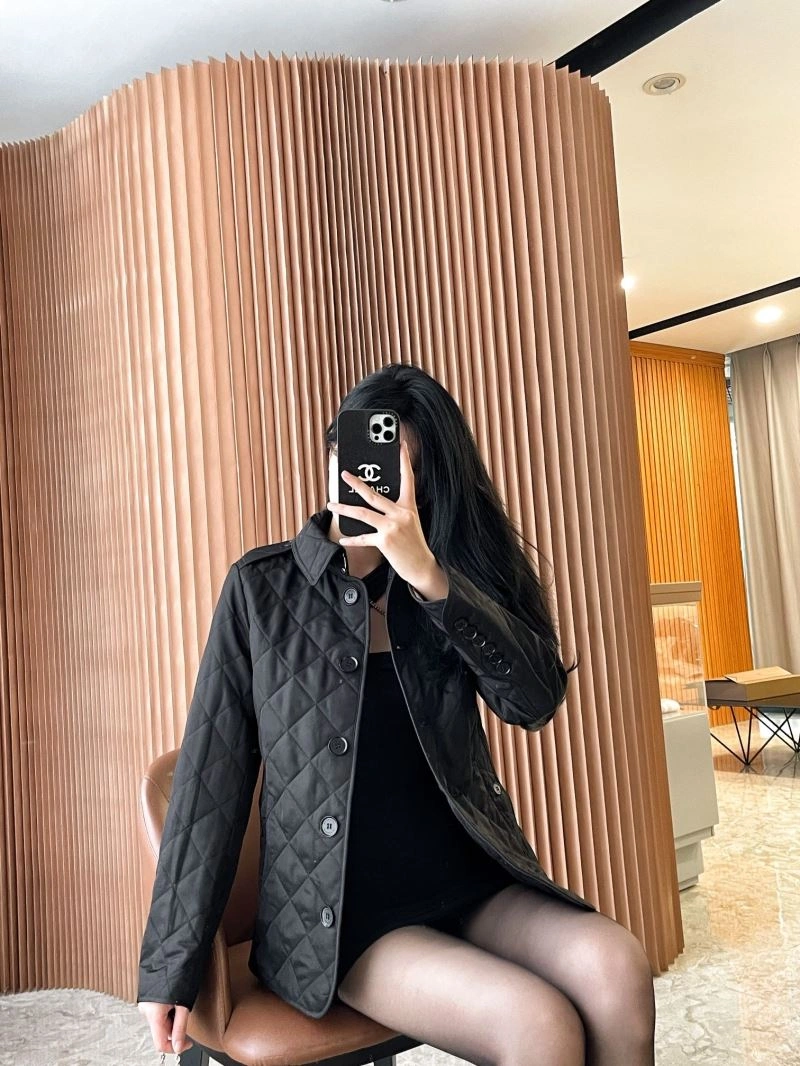 Discounted Burberry Outwear