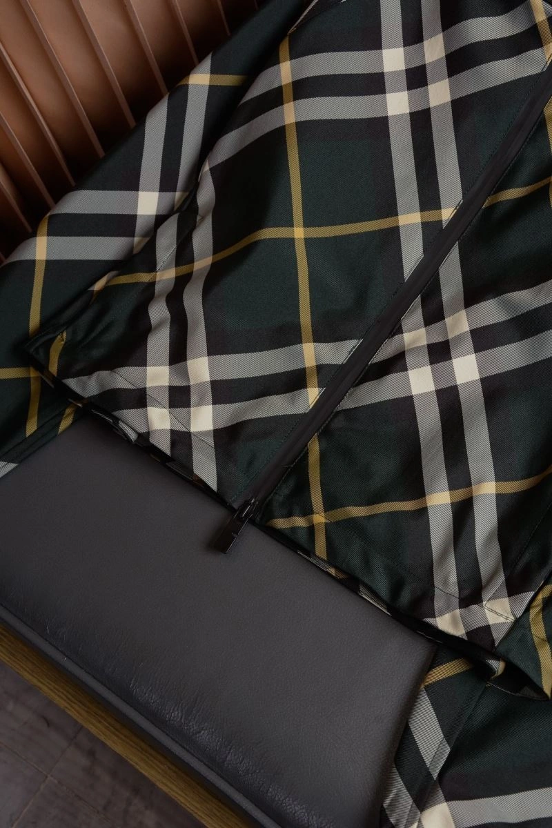 Legit Burberry Outwear