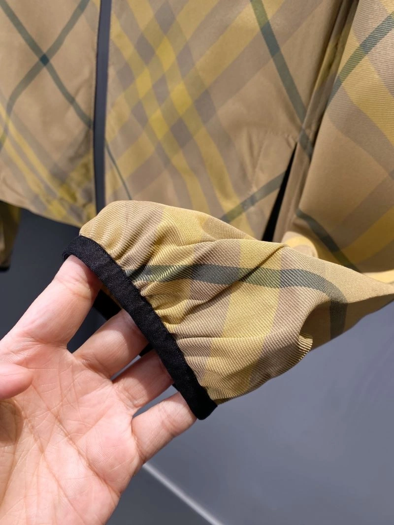 Discounted Burberry Outwear