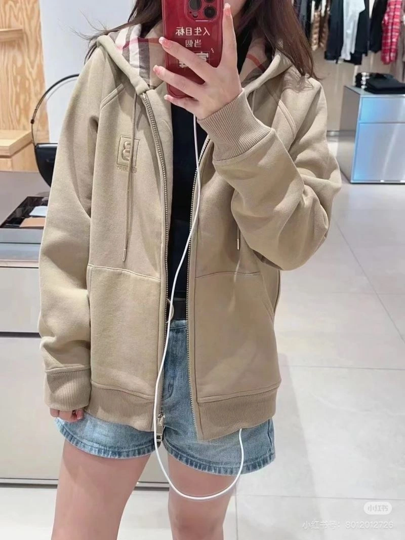 Official Burberry Outwear