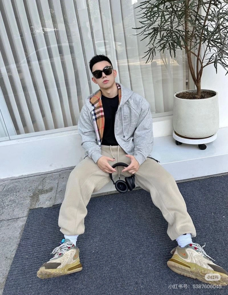 Top match Burberry Outwear