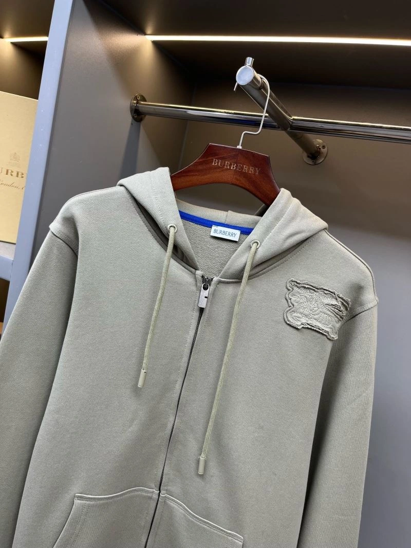Bargain Burberry Outwear