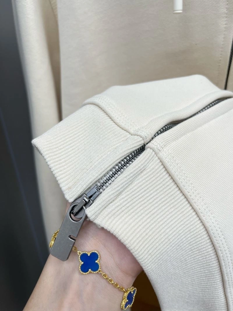 Discounted Burberry Outwear
