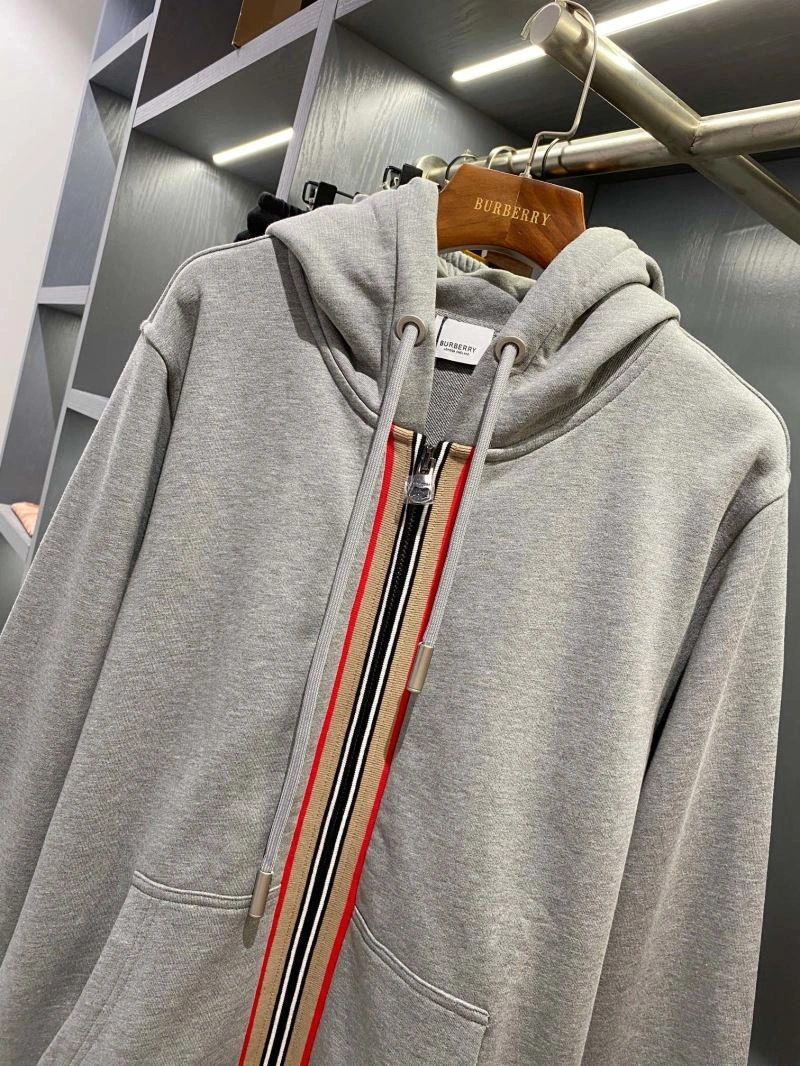 Discounted Burberry Outwear