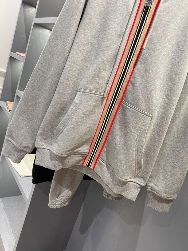 Discounted Burberry Outwear