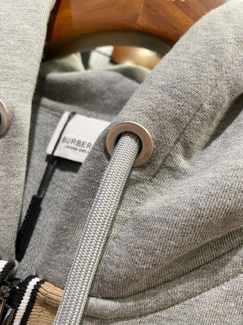Discounted Burberry Outwear