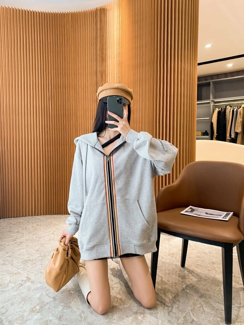Discounted Burberry Outwear