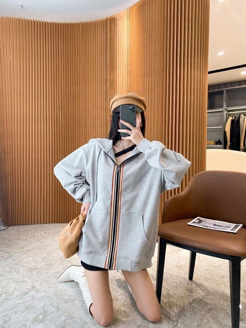 Discounted Burberry Outwear