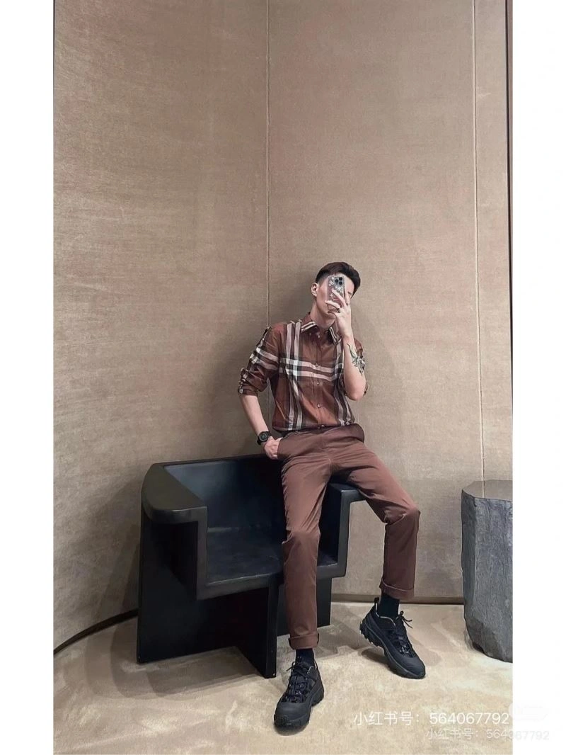 Legit Burberry Outwear